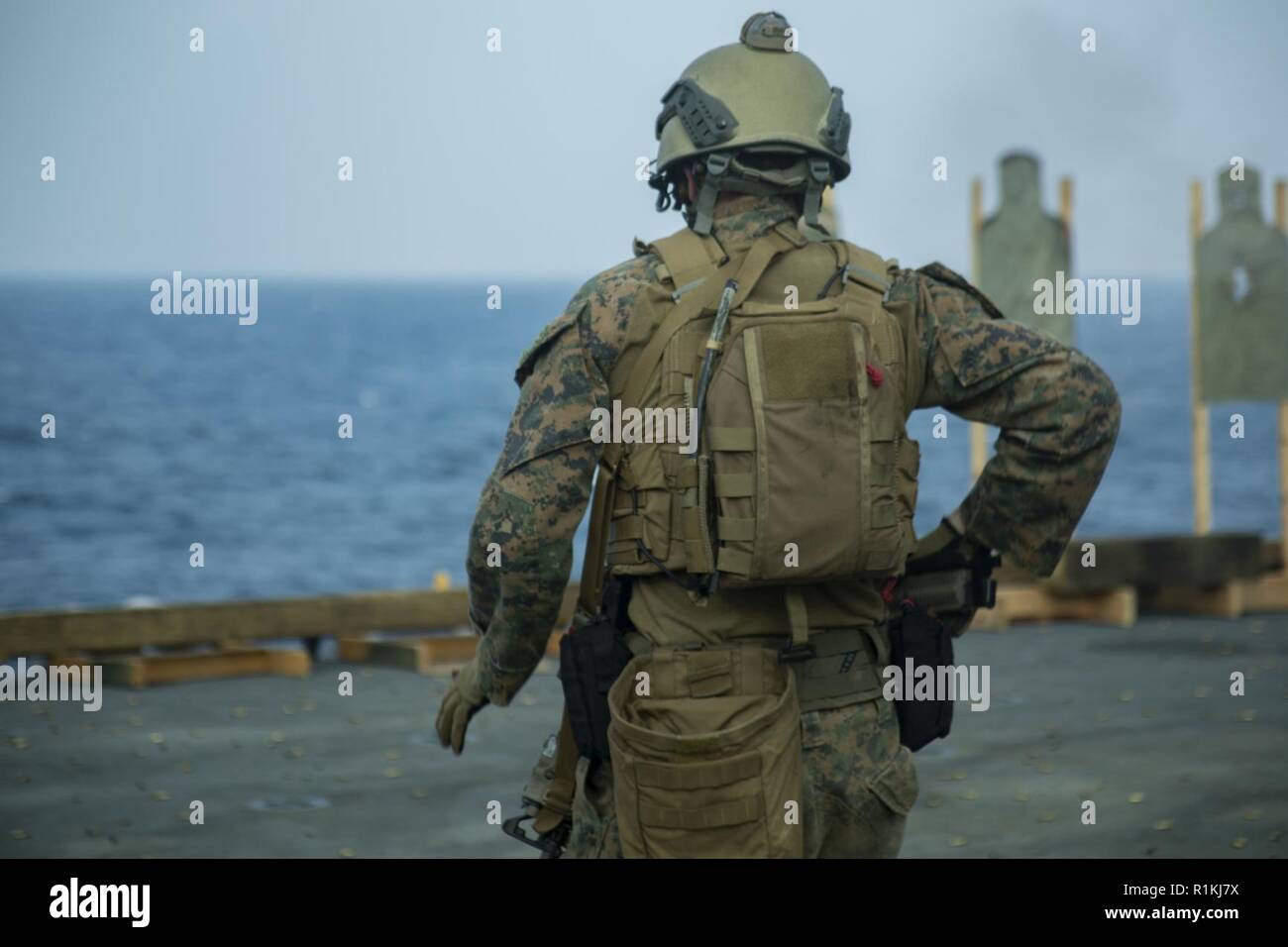 A reconnaissance Marine with the 31st Marine Expeditionary Unit’s ...