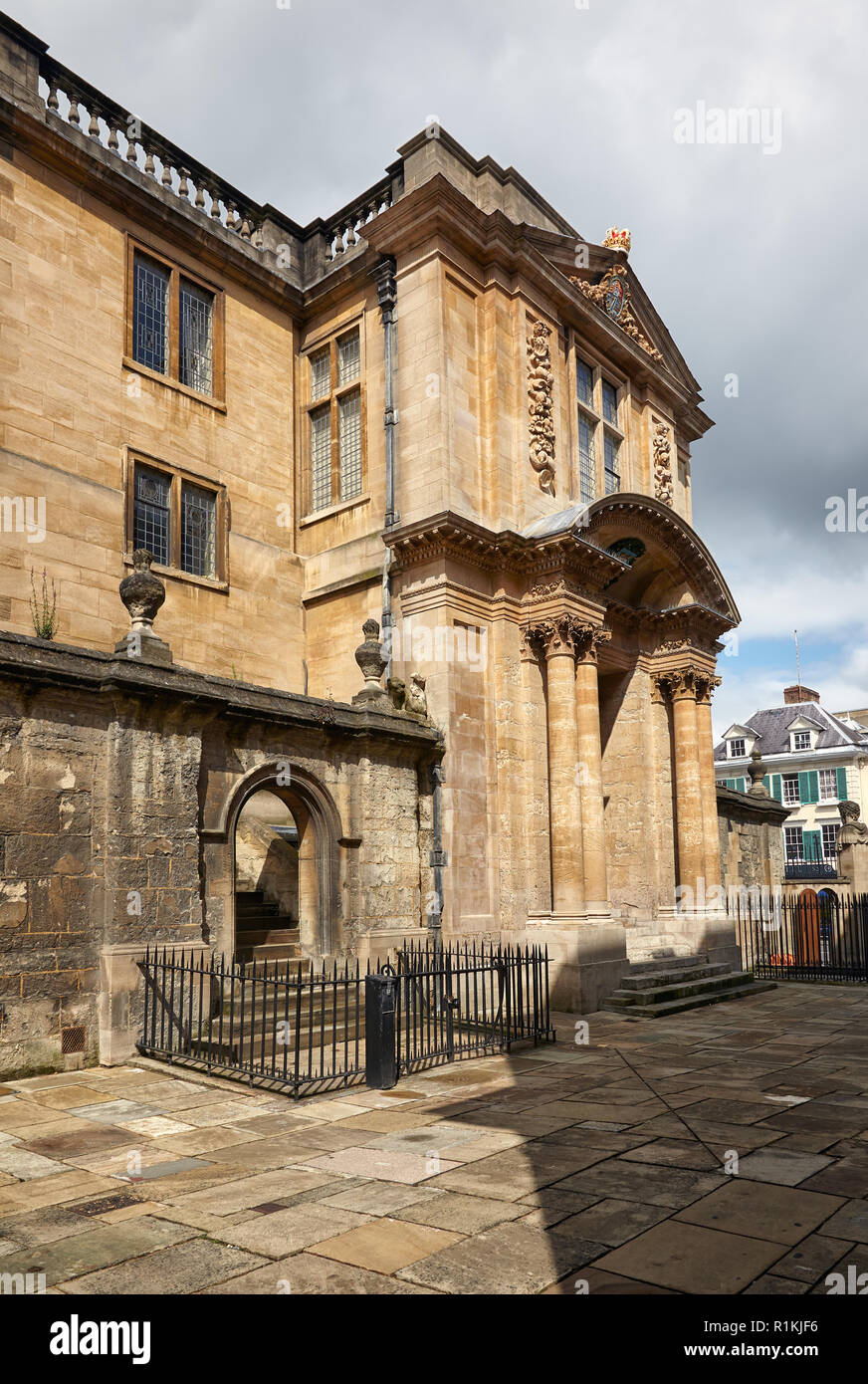 The Museum of the History of Science (Old Ashmolean Building) in Broad ...