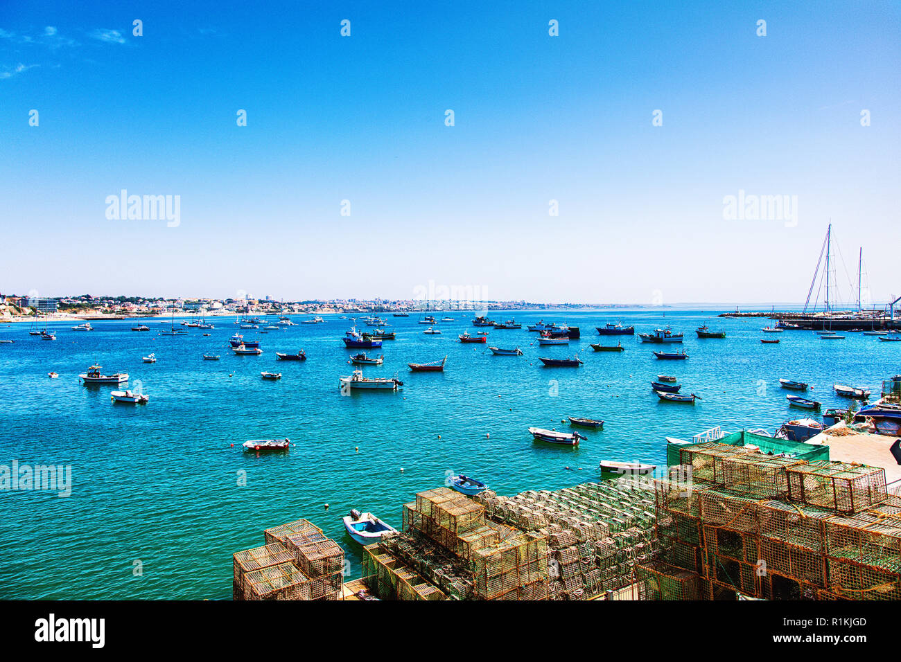 Cascais harbor hi-res stock photography and images - Alamy