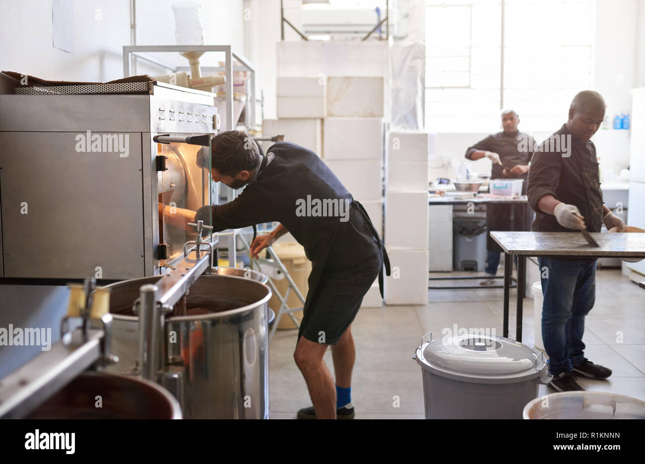 Cocoa factory plant hi-res stock photography and images - Alamy