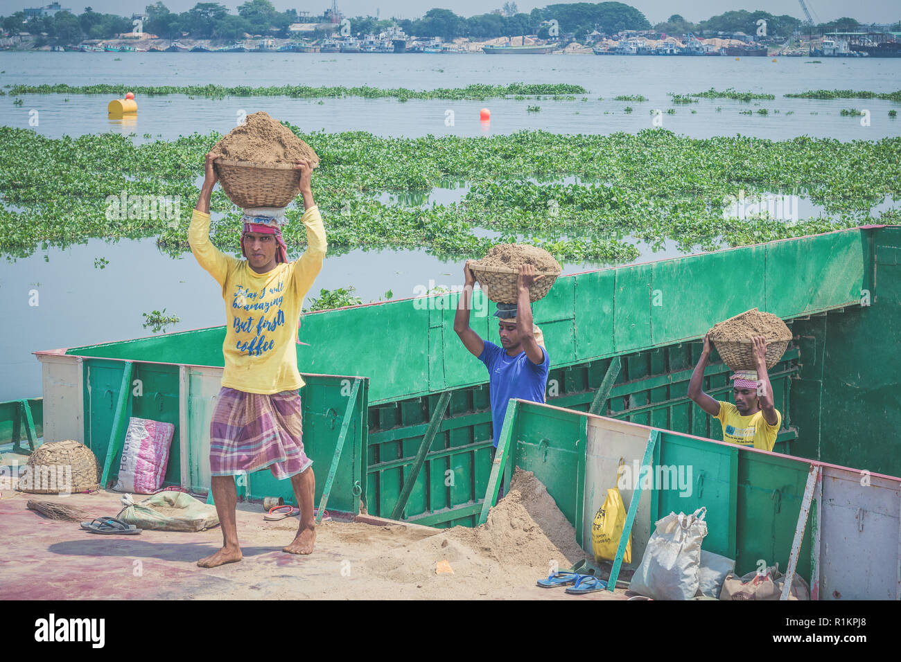 Poor People Working High Resolution Stock Photography and Images - Alamy