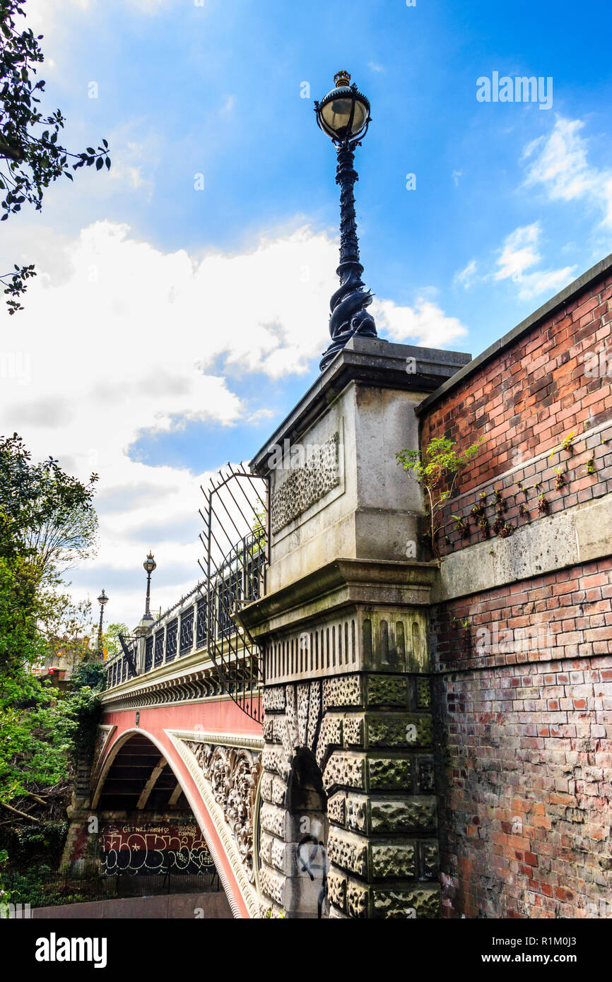 The famous Victorian Archway Bridge, built in 1897 to replace the ...