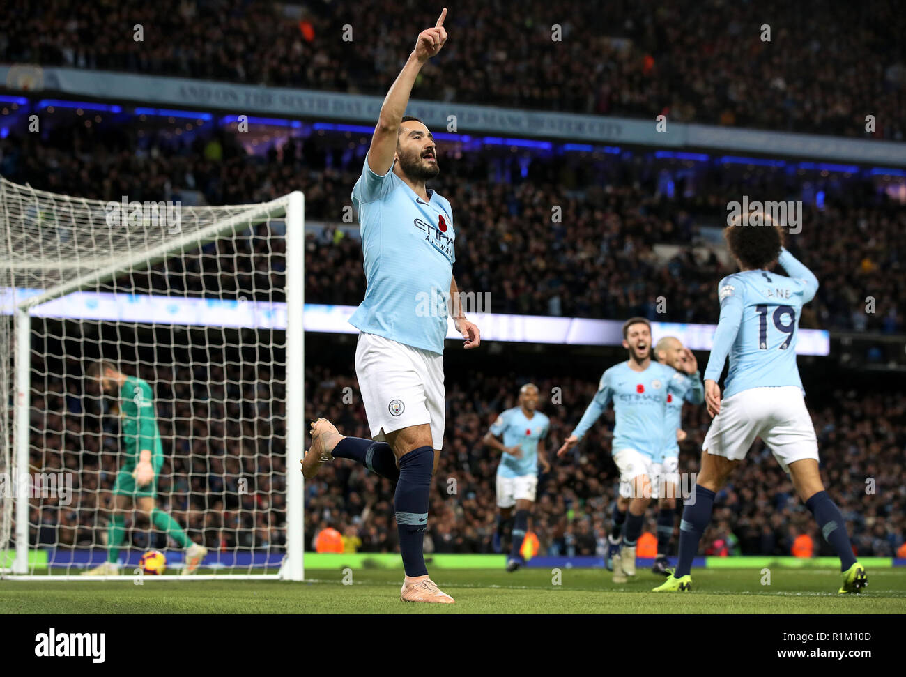 Manchester City's Ilkay Gundogan celebrates scoring his side's third ...