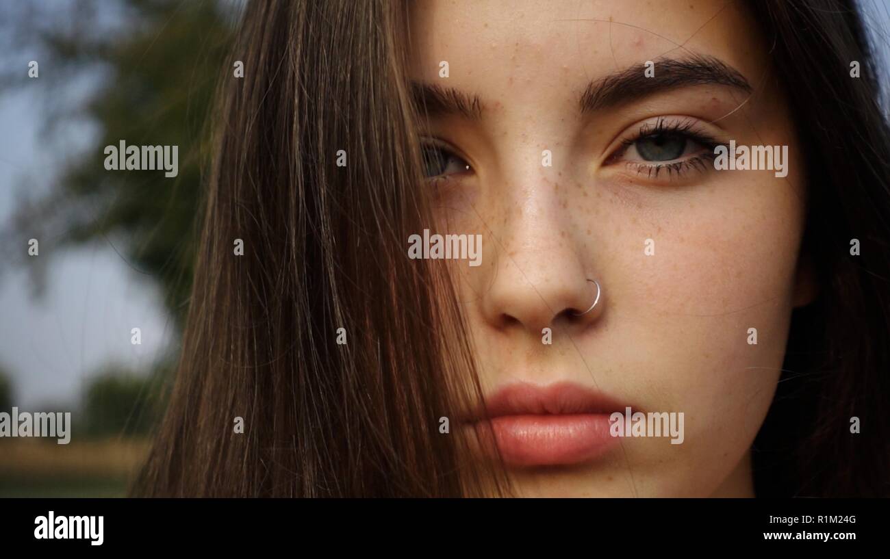 Beautiful girl 14 years old hi-res stock photography and images - Alamy