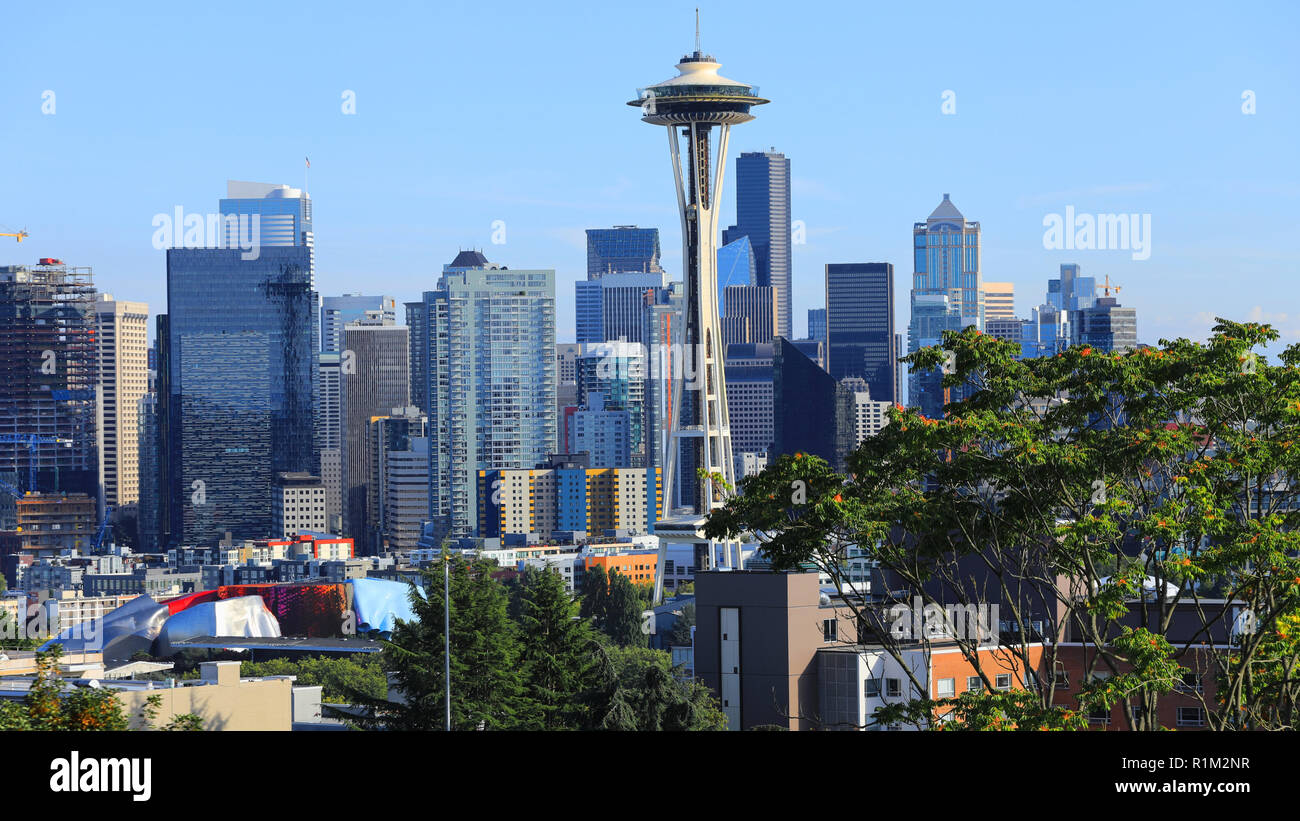 The Seattle, Washington skyline on clear day Stock Photo - Alamy