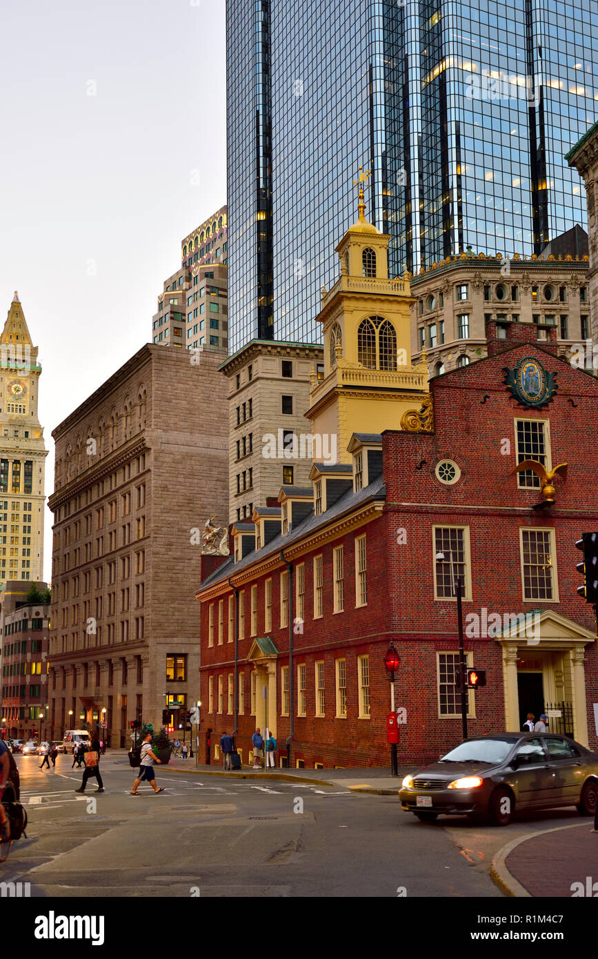 Custom house boston hi-res stock photography and images - Alamy