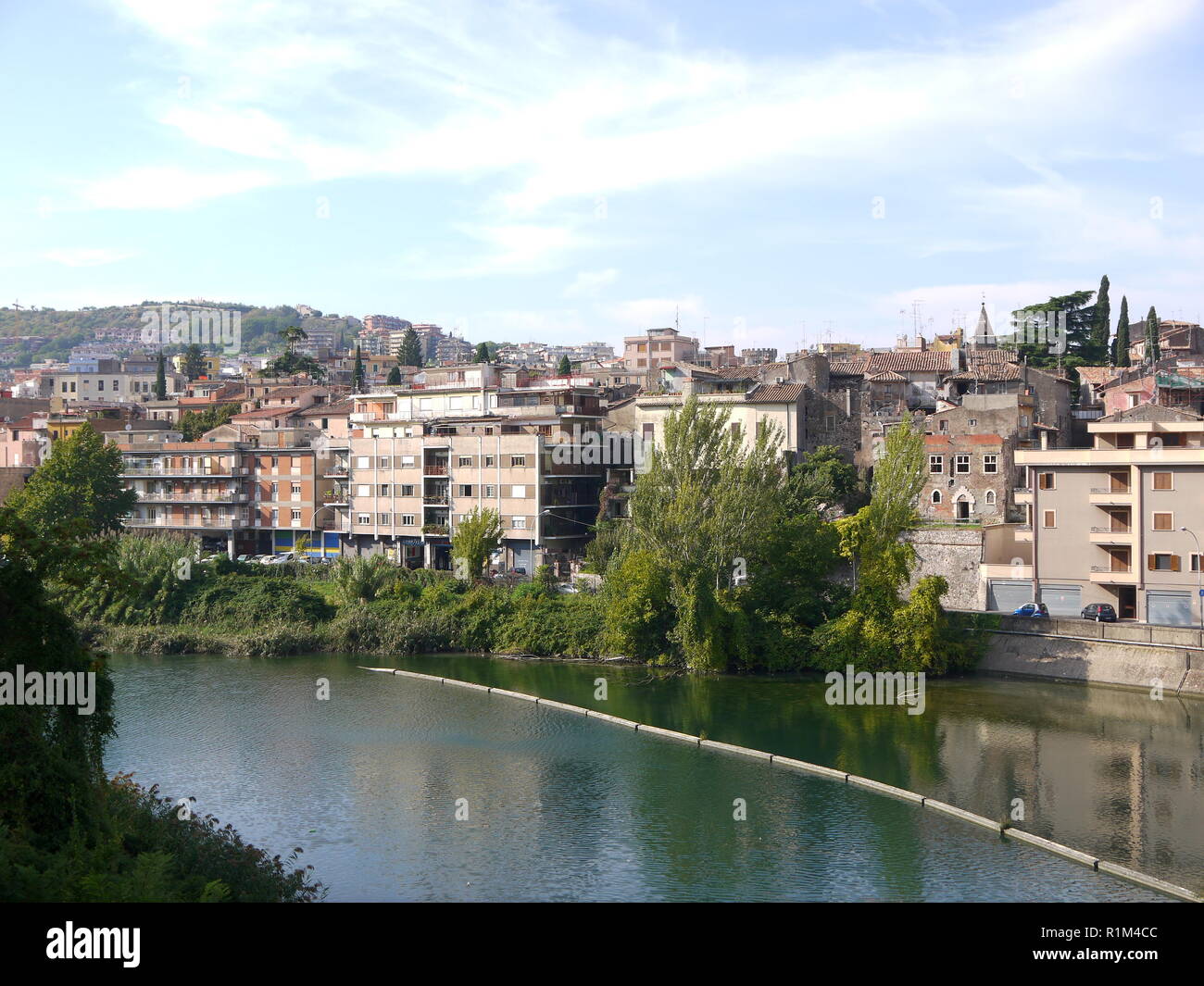 Old town of Tivoli with view of Aniene river Stock Photo - Alamy