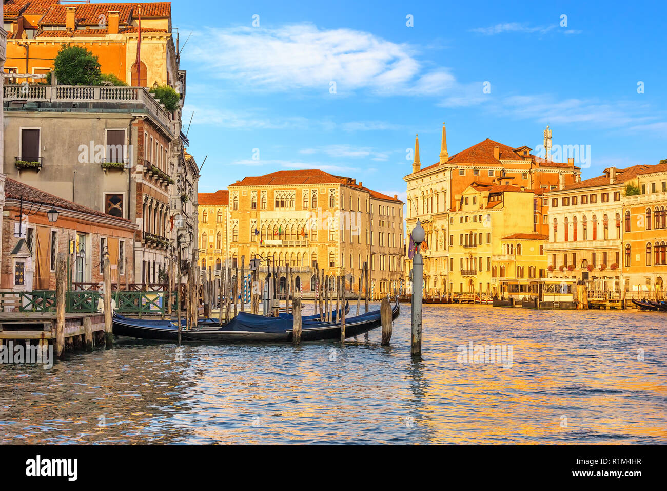 Ca foscari university of venice hi-res stock photography and images - Alamy