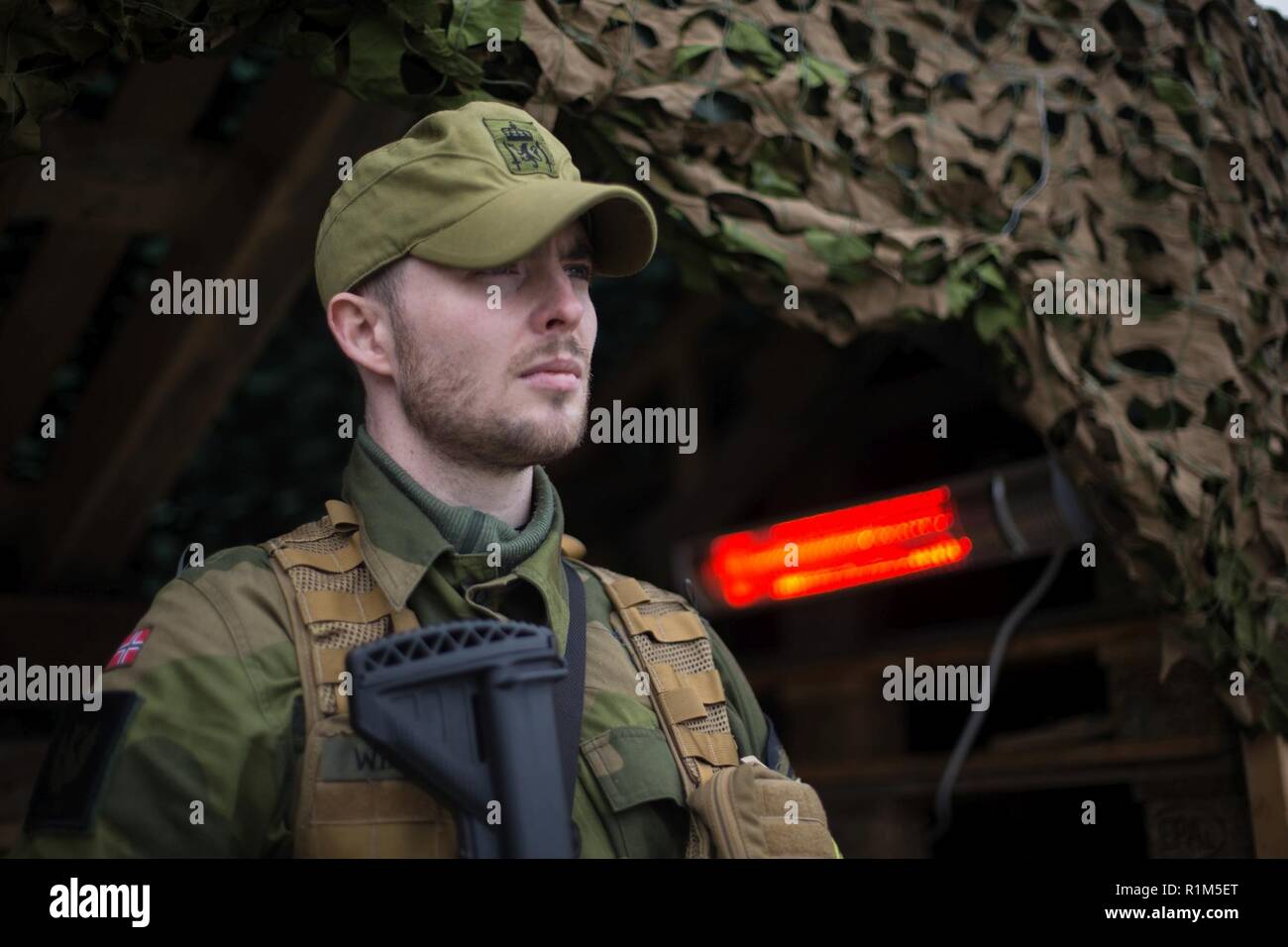 Entry control point ecp hi-res stock photography and images - Alamy