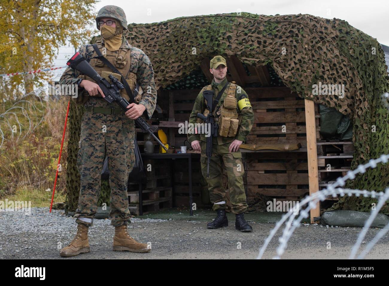 Entry control point ecp hi-res stock photography and images - Alamy