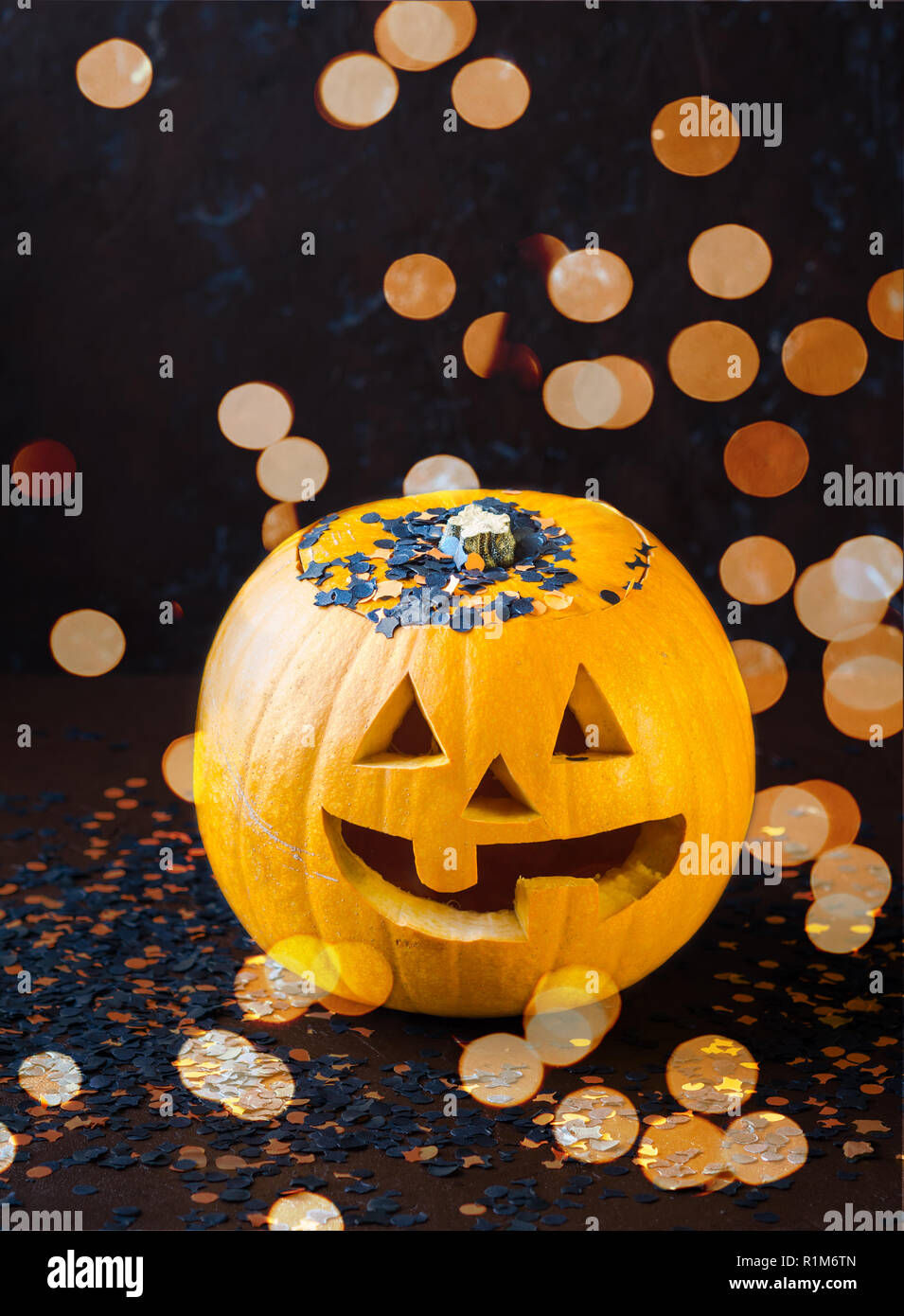 Confetti squash hi-res stock photography and images - Alamy