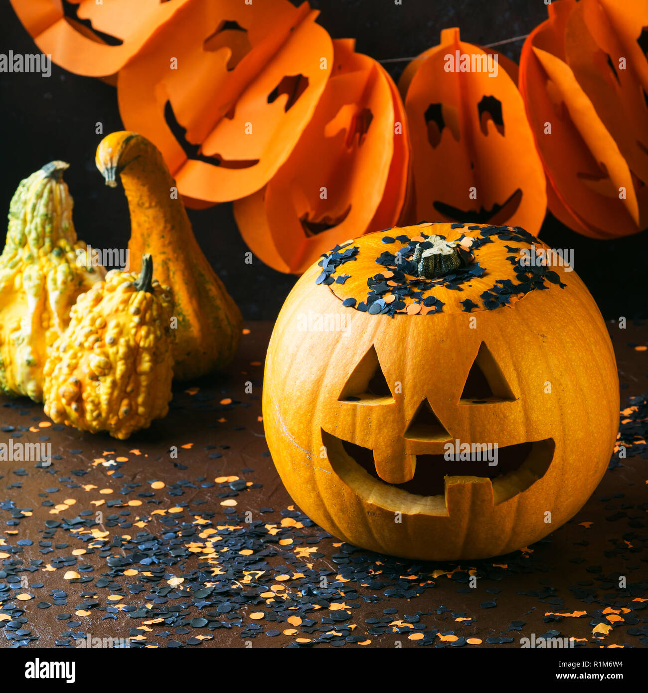 Confetti squash hi-res stock photography and images - Alamy