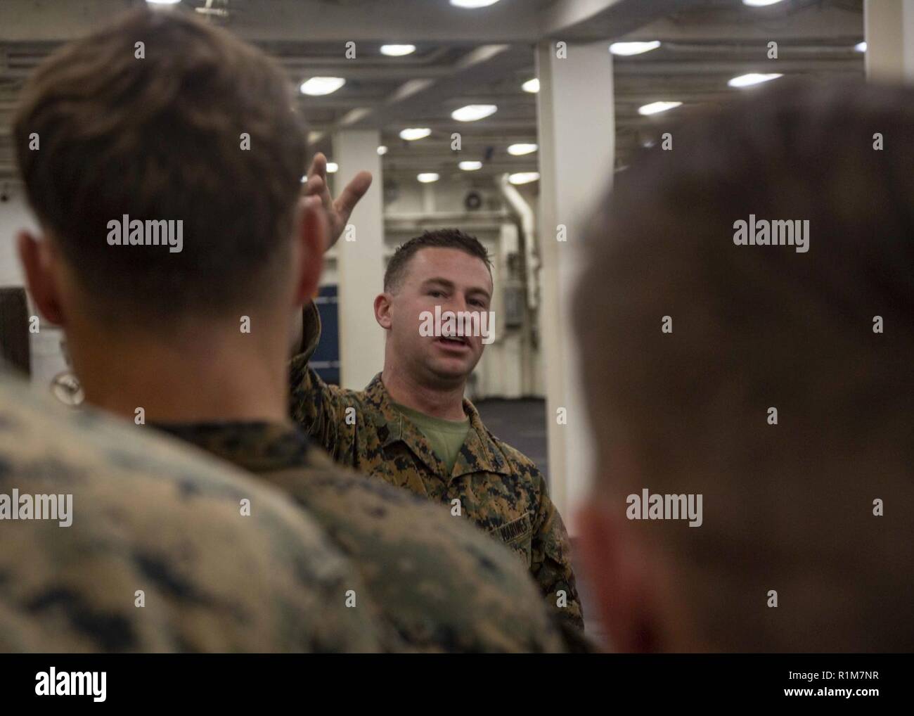 Hrst instructor hi-res stock photography and images - Alamy