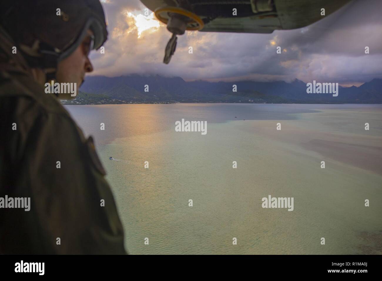 A CH-53E Super Stallion with Marine Heavy Helicopter Squadron 463 ...