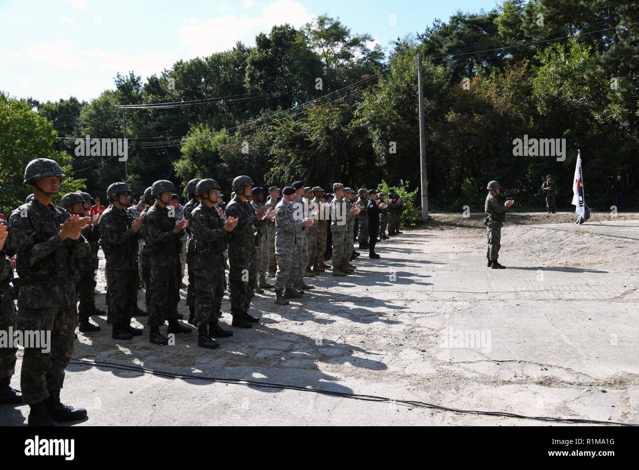 51st military police hi-res stock photography and images - Alamy