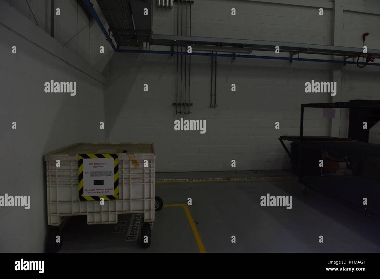 U.S. Air Force aircraft hangar in building 814 at RAF Mildenhall ...