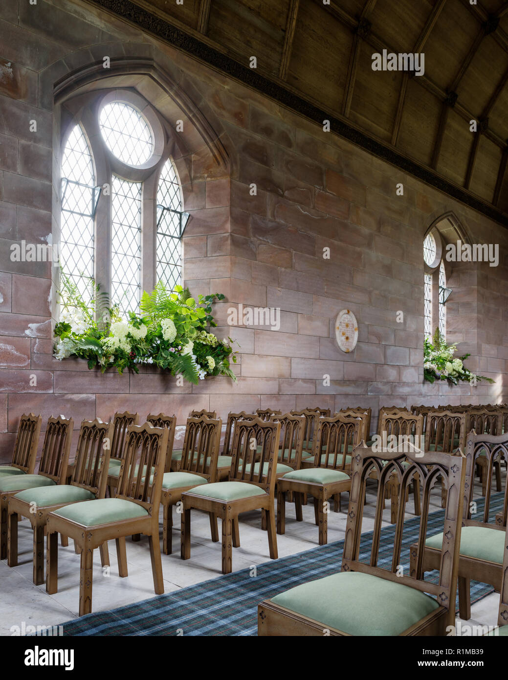 Victorian church interior hi-res stock photography and images - Alamy
