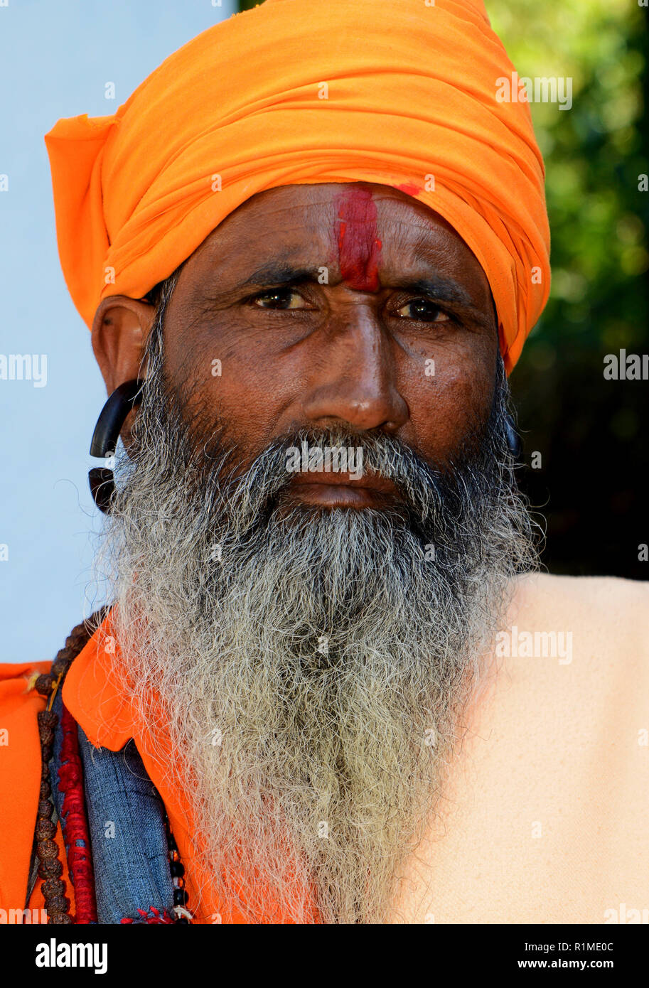 Portrait close up guru hi-res stock photography and images - Alamy