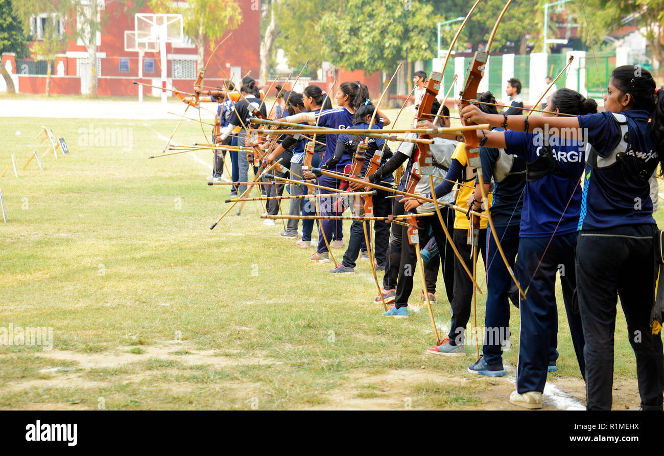 Archers competition hi-res stock photography and images - Alamy
