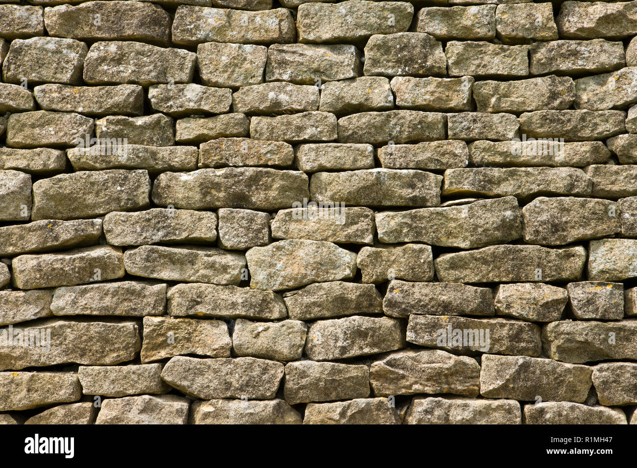 Cotswold stone wall texture hi-res stock photography and images - Alamy