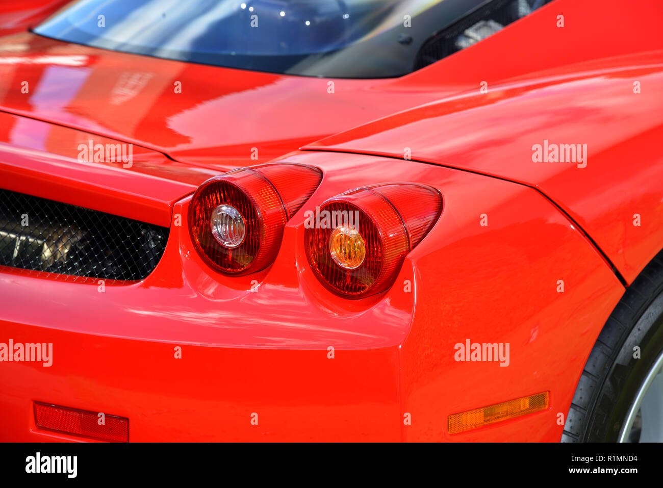 Supercar brake detail hi-res stock photography and images - Alamy