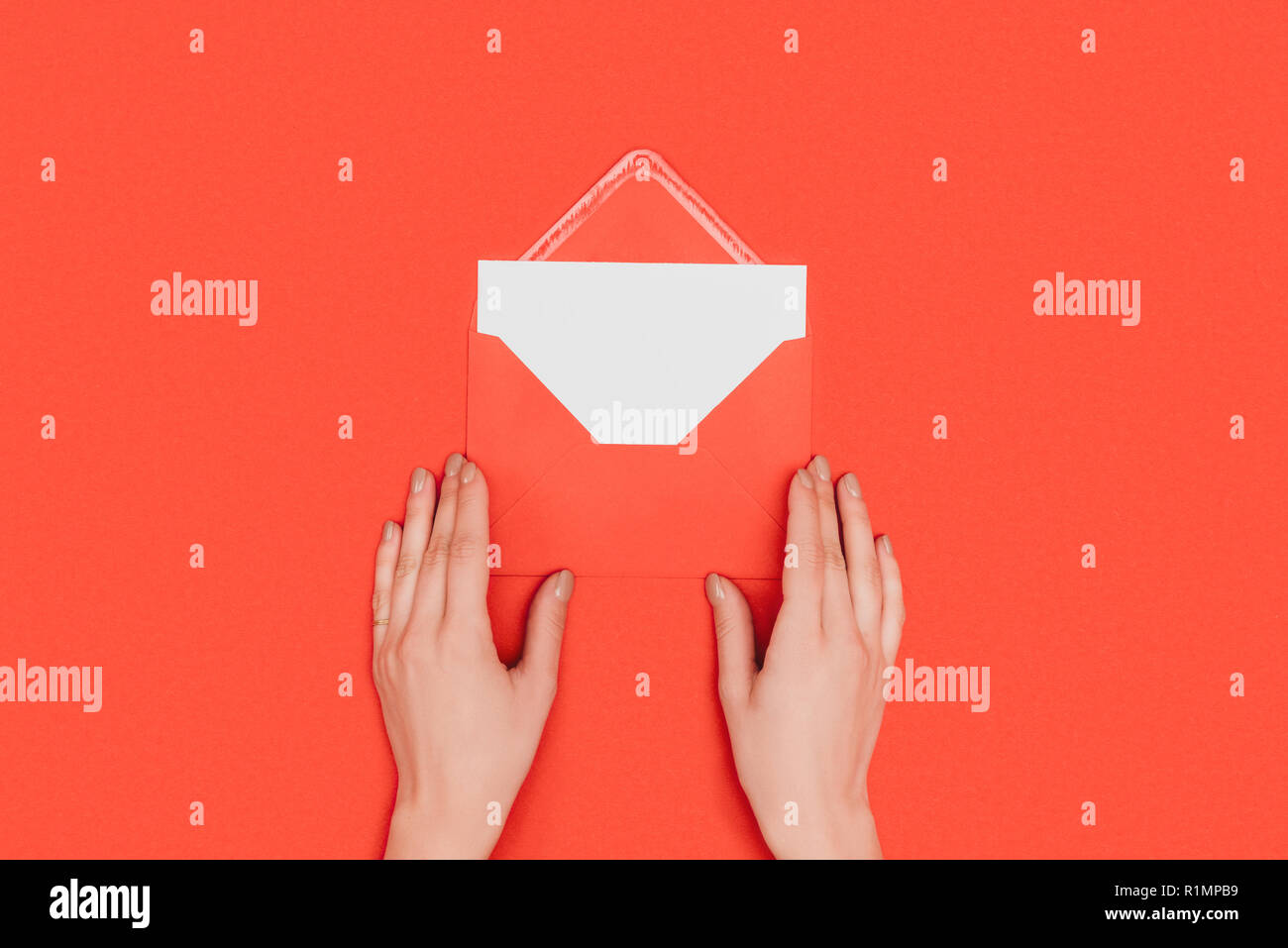 Opening envelope hi-res stock photography and images - Alamy