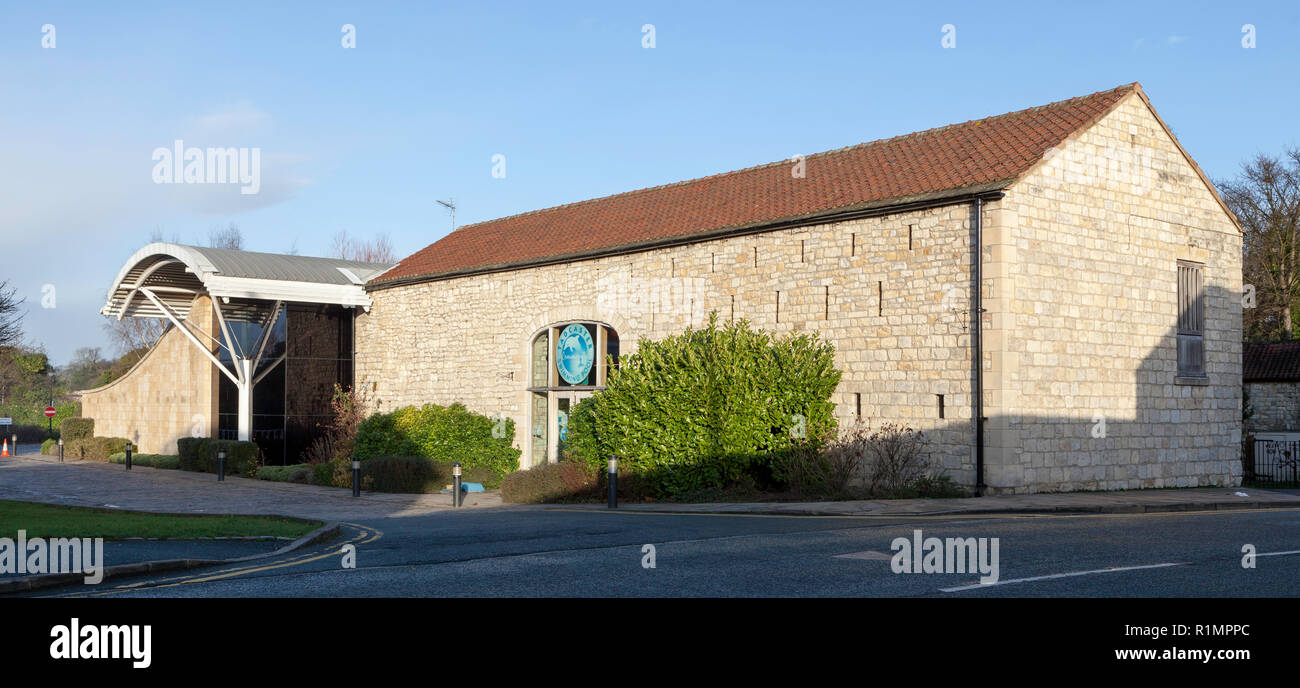 Tadcaster Community Swimming Pool Stock Photo - Alamy