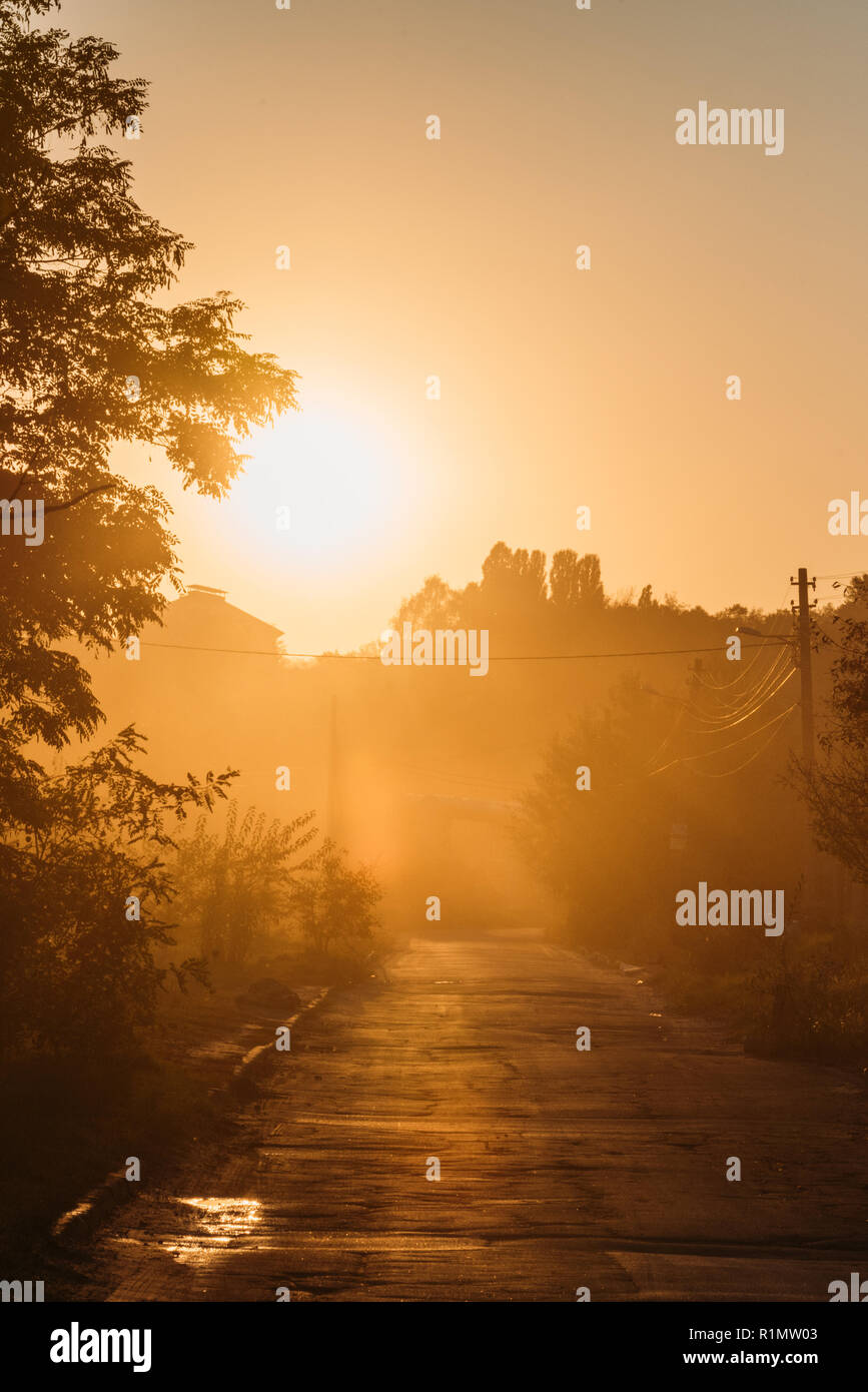 Beautiful orange sunrise hi-res stock photography and images - Alamy