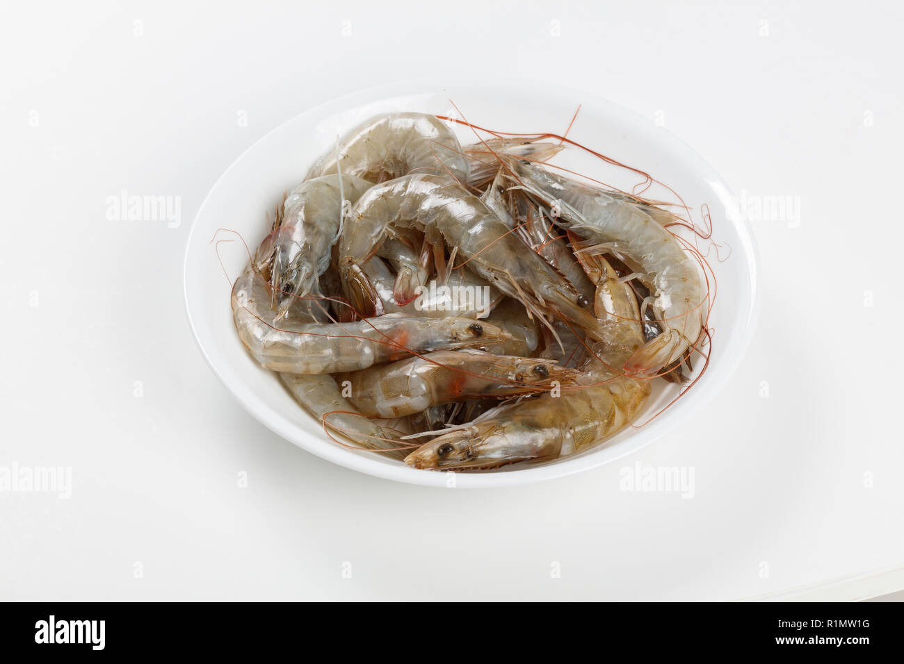 Shrimp on plate close hi-res stock photography and images - Alamy