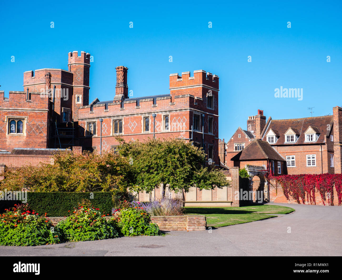 Eton College School, Eton, NR Windsor, Berkshire, England, UK, GB Stock ...