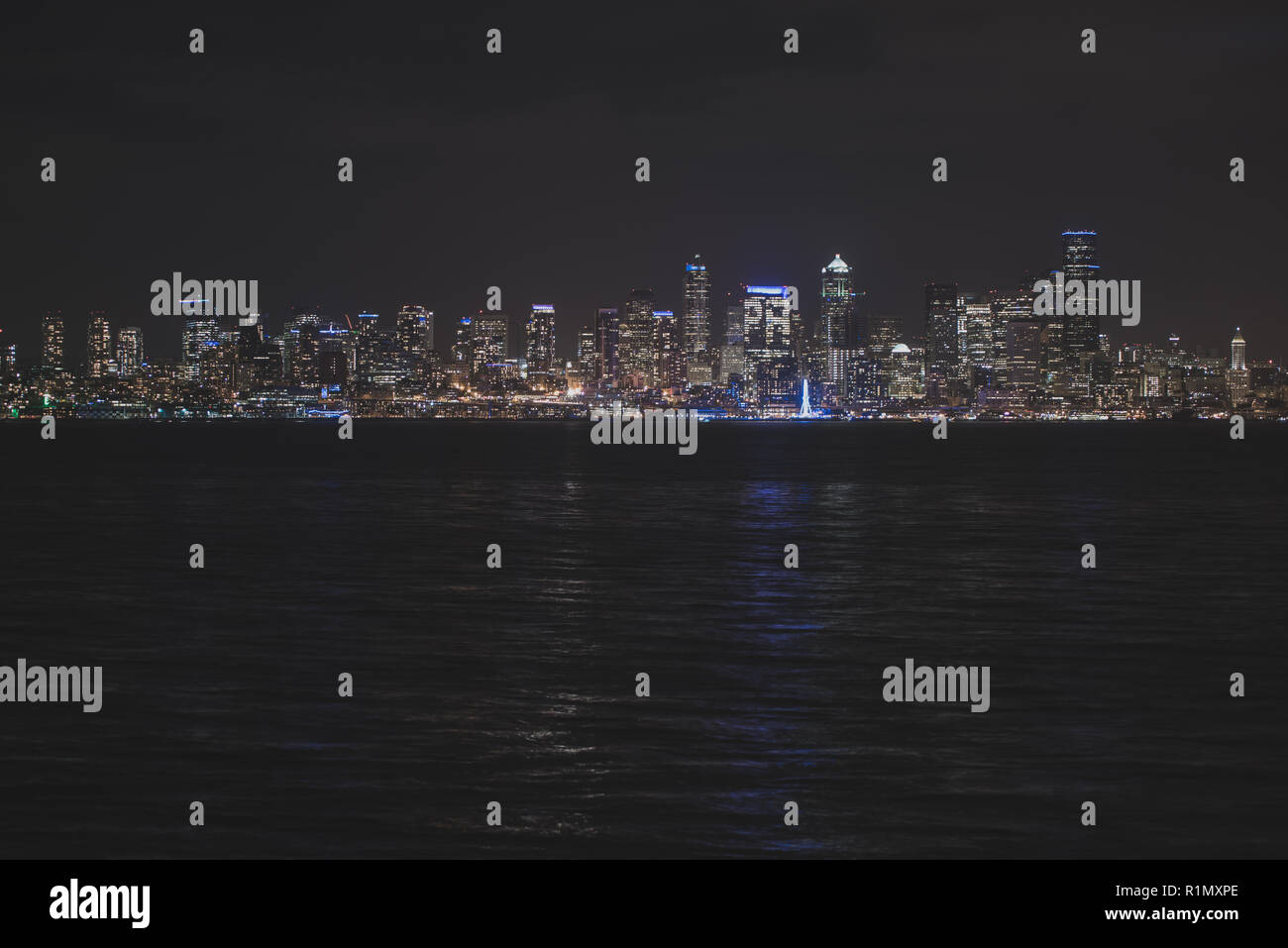 Seattle Skyline at Night Stock Photo - Alamy