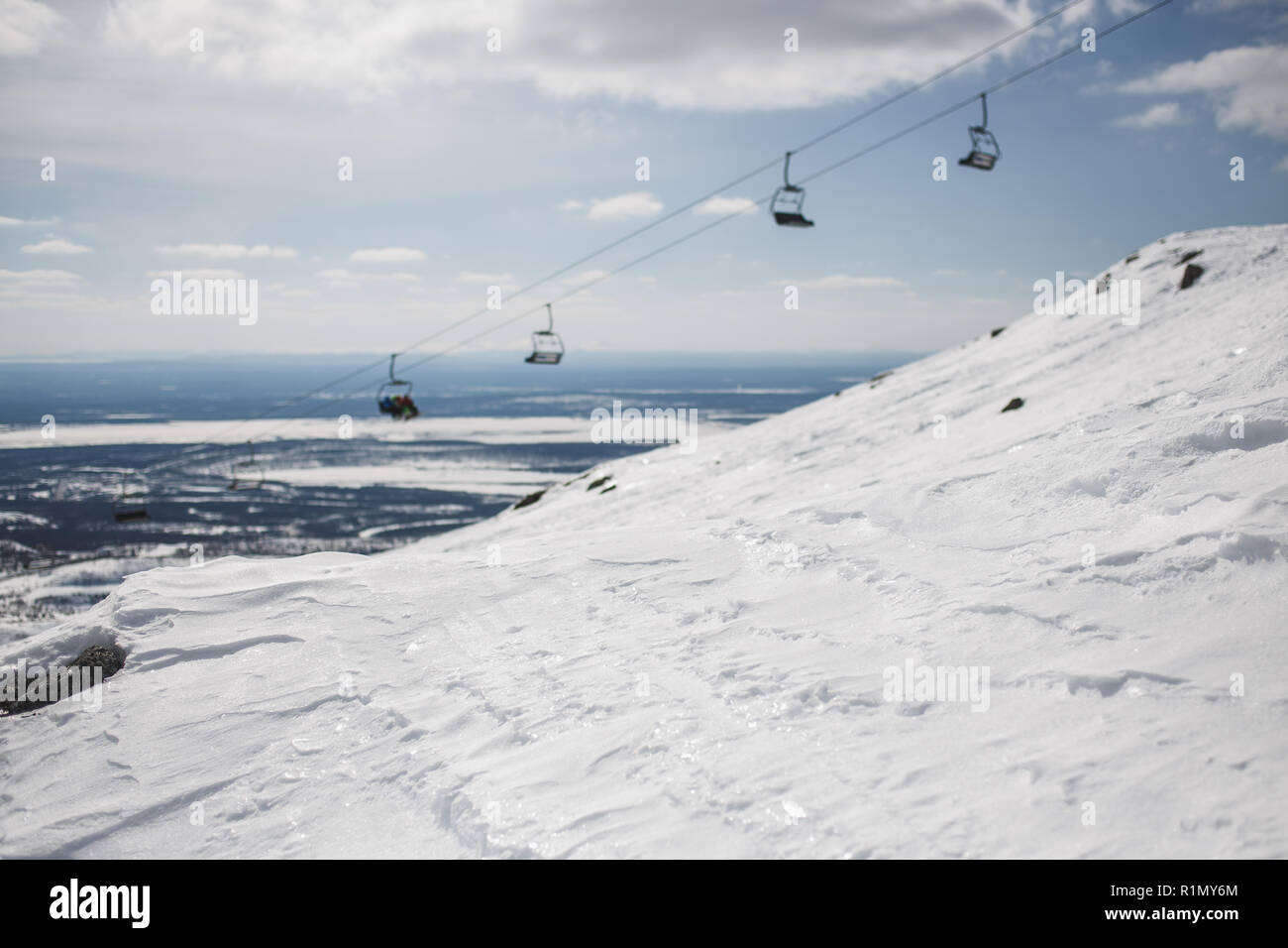 Shiny snow blurred ski hi-res stock photography and images - Alamy