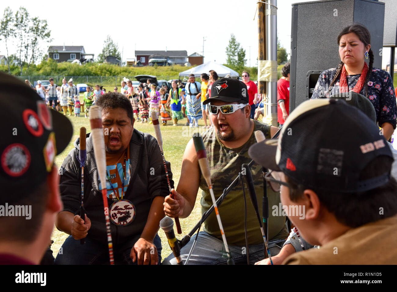 Aboriginal men playing drums hi-res stock photography and images - Alamy