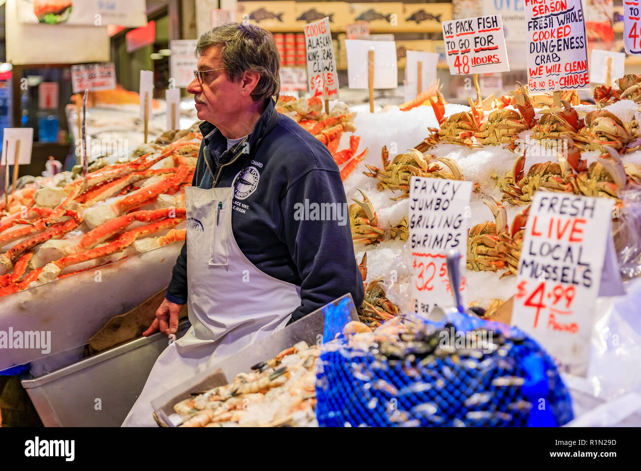 Seattle fish seafood fresh usa hi-res stock photography and images - Alamy