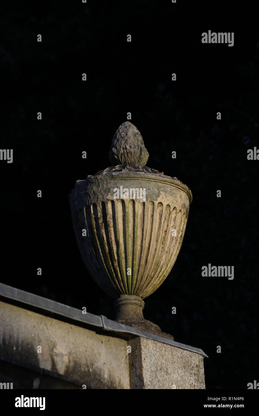 Statue and shadows Stock Photo - Alamy