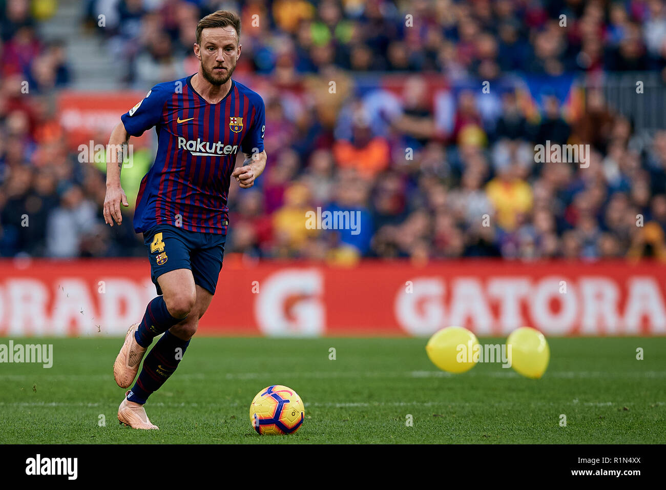BARCELONA, SPAIN - OCTOBER 28: Ivan Rakitic of FC Barcelona in action ...