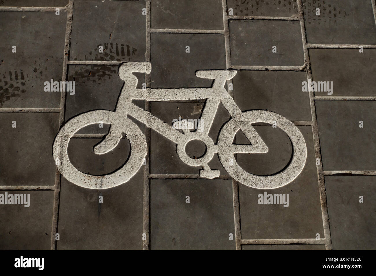 Cycle path marker, Bristol Stock Photo - Alamy