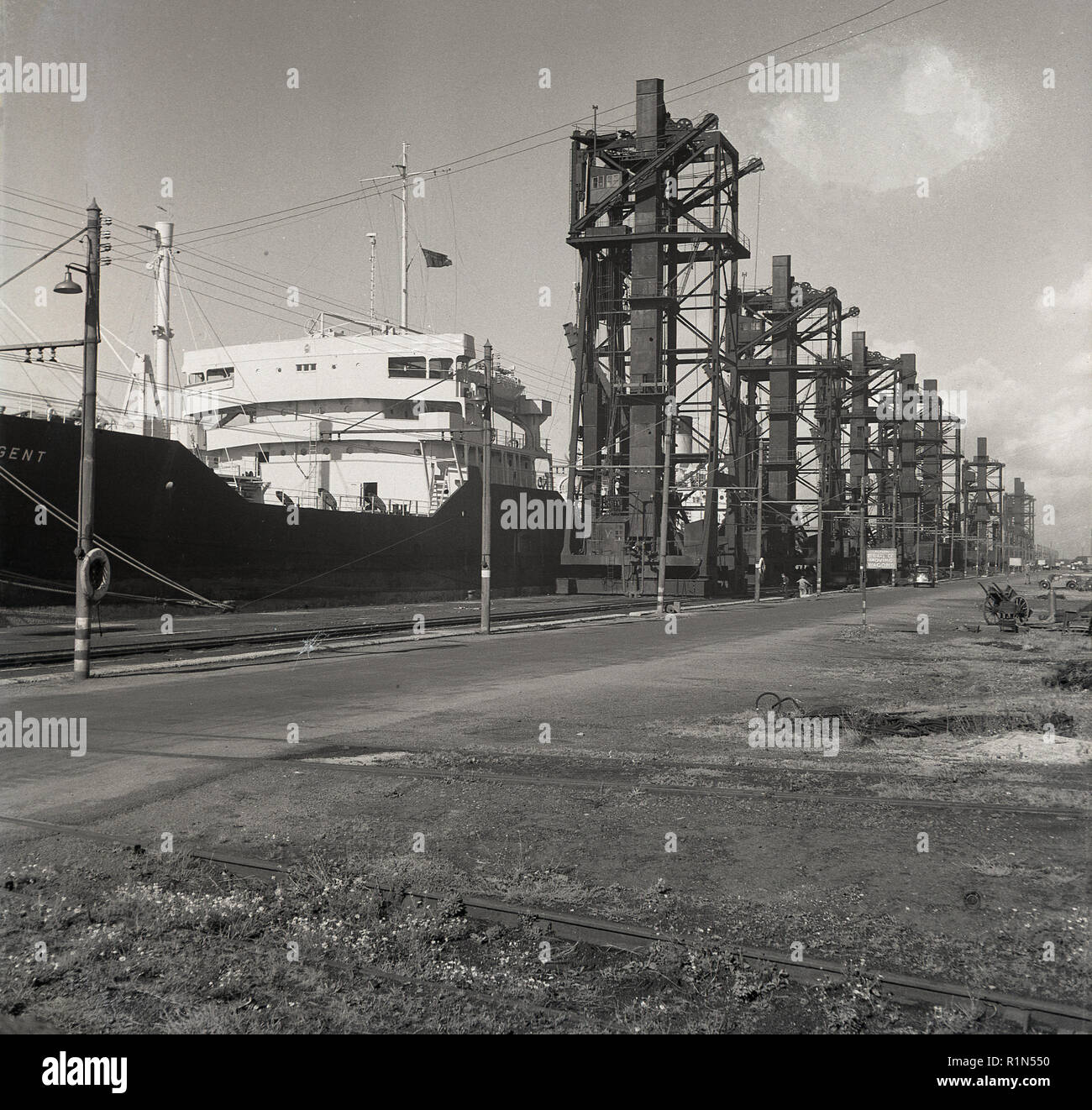 1950s shipping container hi-res stock photography and images - Alamy