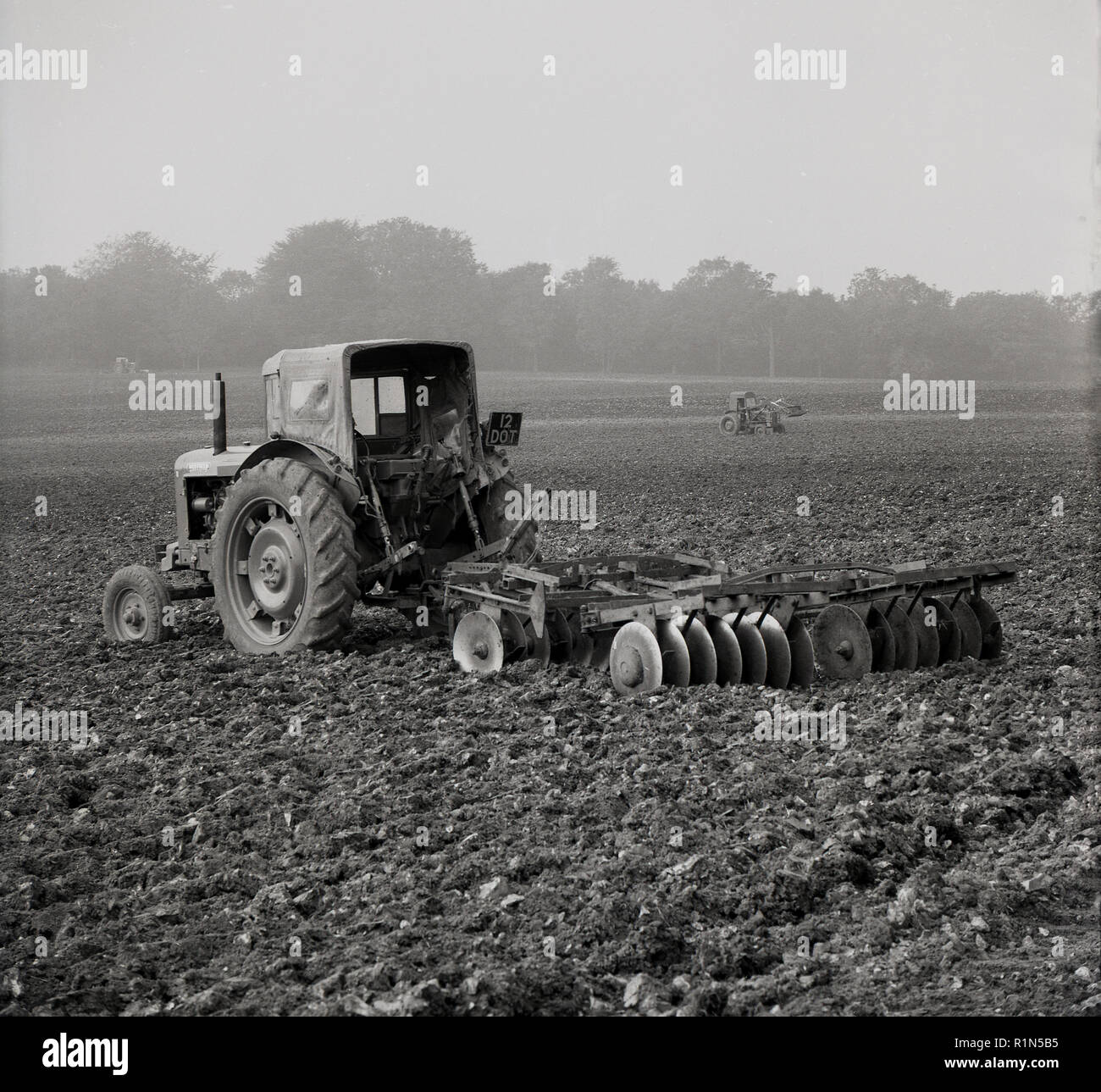 Farming 1950s Uk Stock Photos & Farming 1950s Uk Stock Images - Alamy