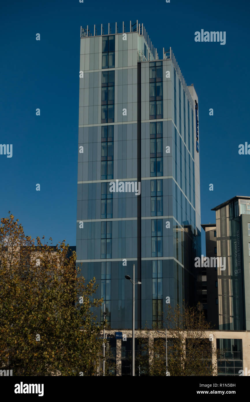 Modern architecture bristol hi-res stock photography and images - Alamy
