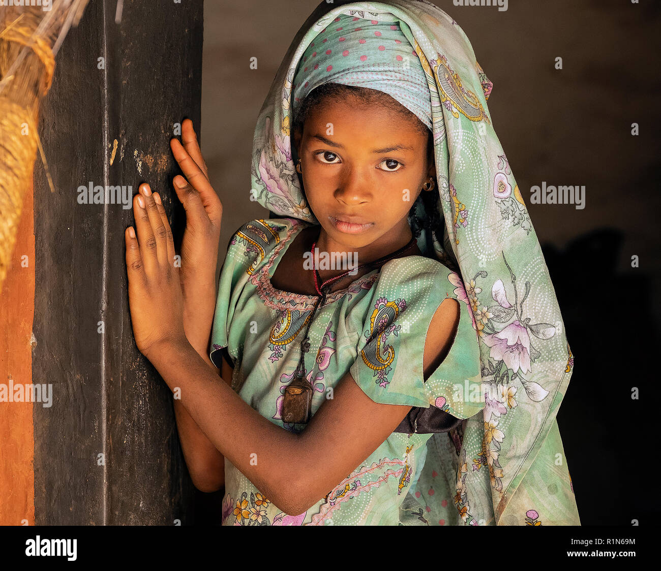 Cameroon girl hi-res stock photography and images - Alamy