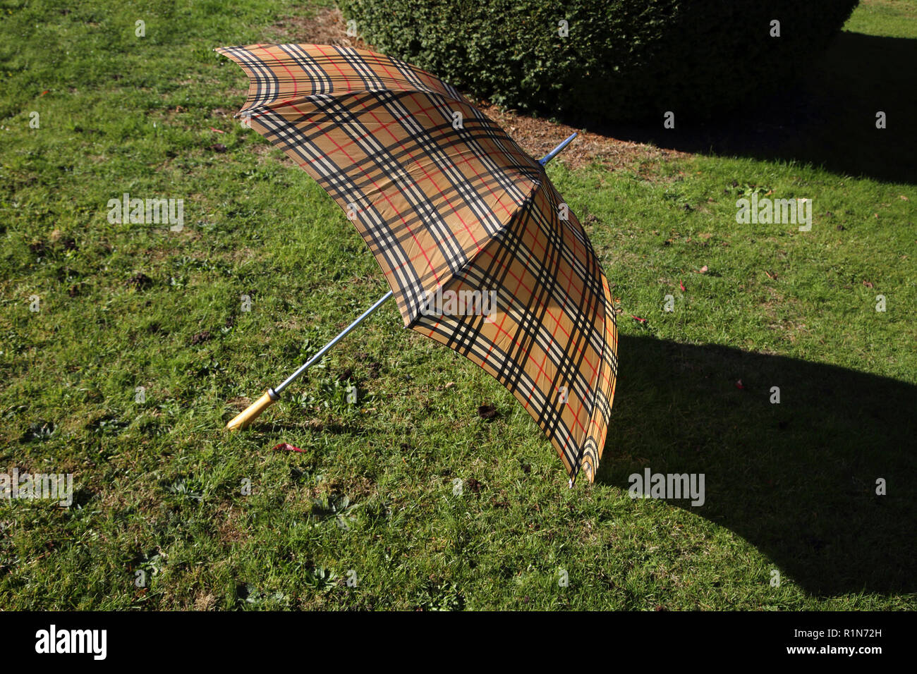 Large Burberry's Nova Check Umbrella Stock Photo - Alamy