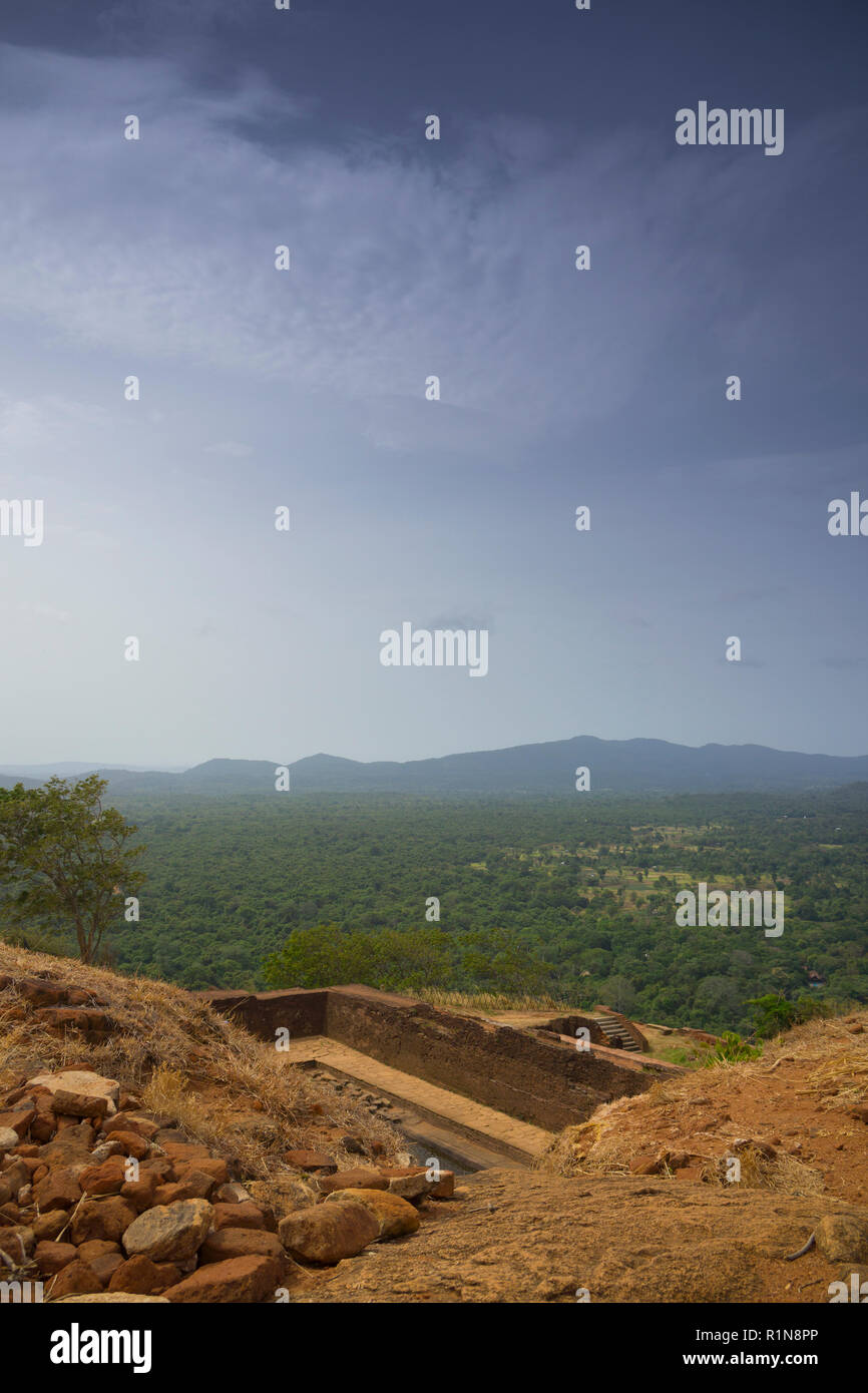 Sri lanka sacred rock sigiriya hi-res stock photography and images - Alamy