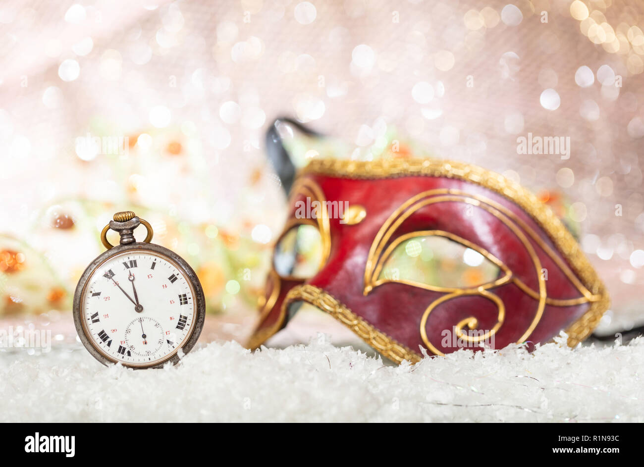 Countdown party hi-res stock photography and images - Alamy