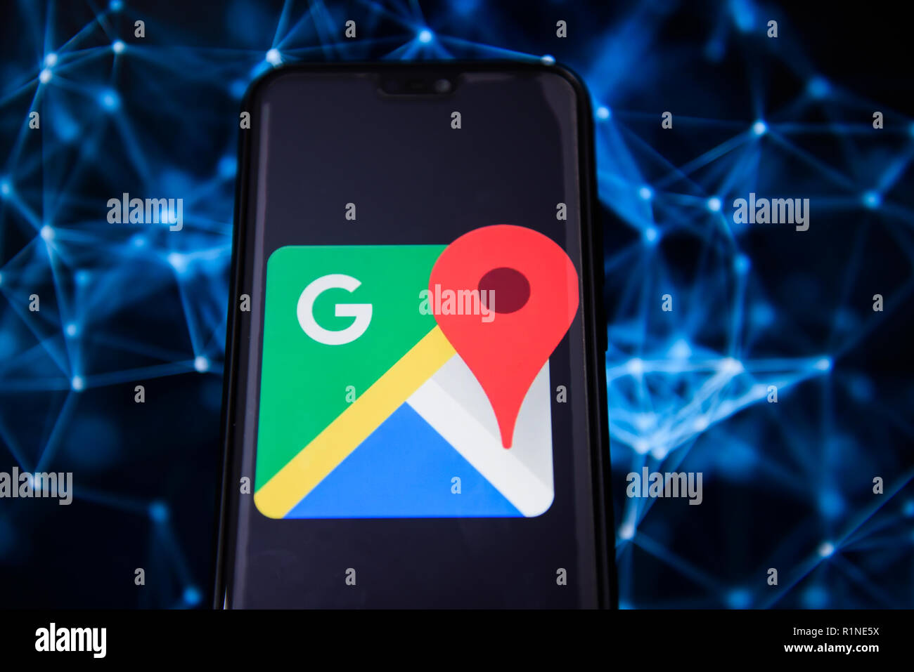 Google maps logo hi-res stock photography and images - Alamy
