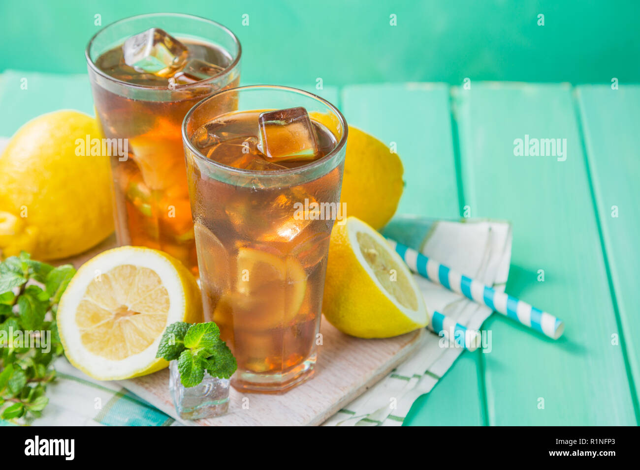 Ice tea in glasses hi-res stock photography and images - Alamy