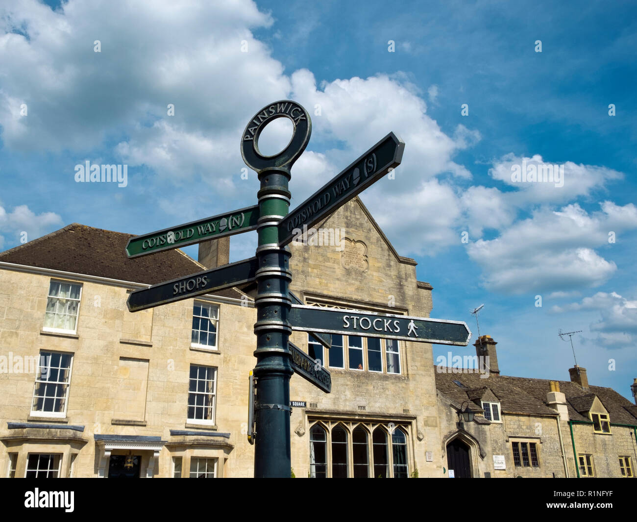 English heritage information signs hi-res stock photography and images ...