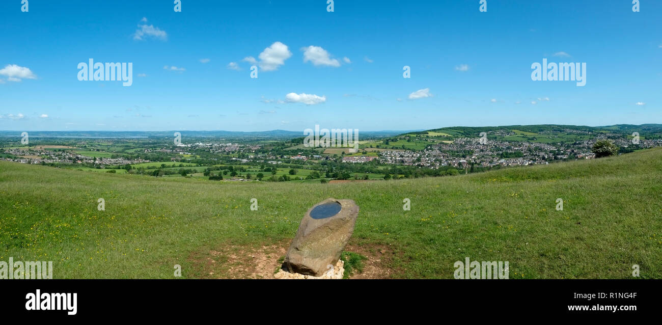 Selsley Common, Gloucestershire, UK - May 2015: Late spring sunshine ...
