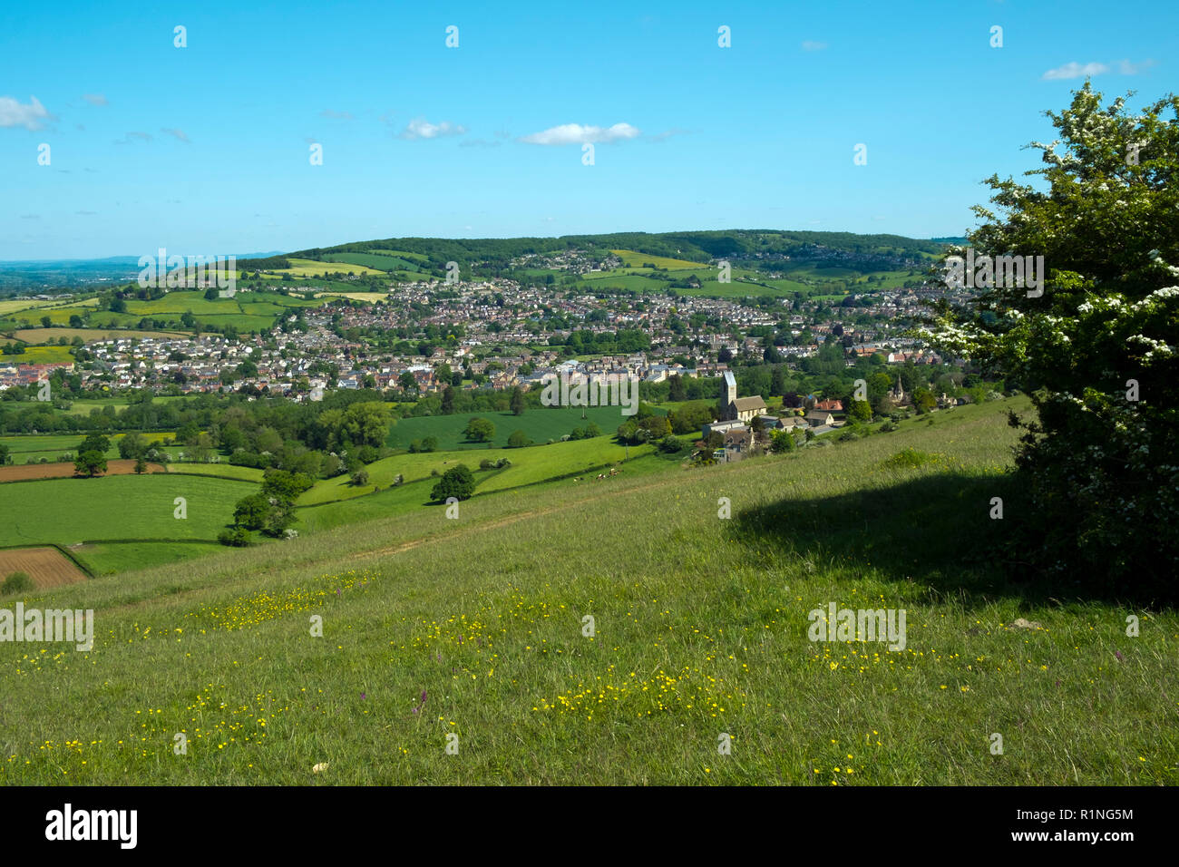 Extensive views over the Stroud Valleys from Selsley Common, Stroud ...