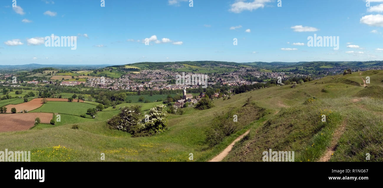 Extensive views over the Stroud Valleys from Selsley Common, Stroud ...